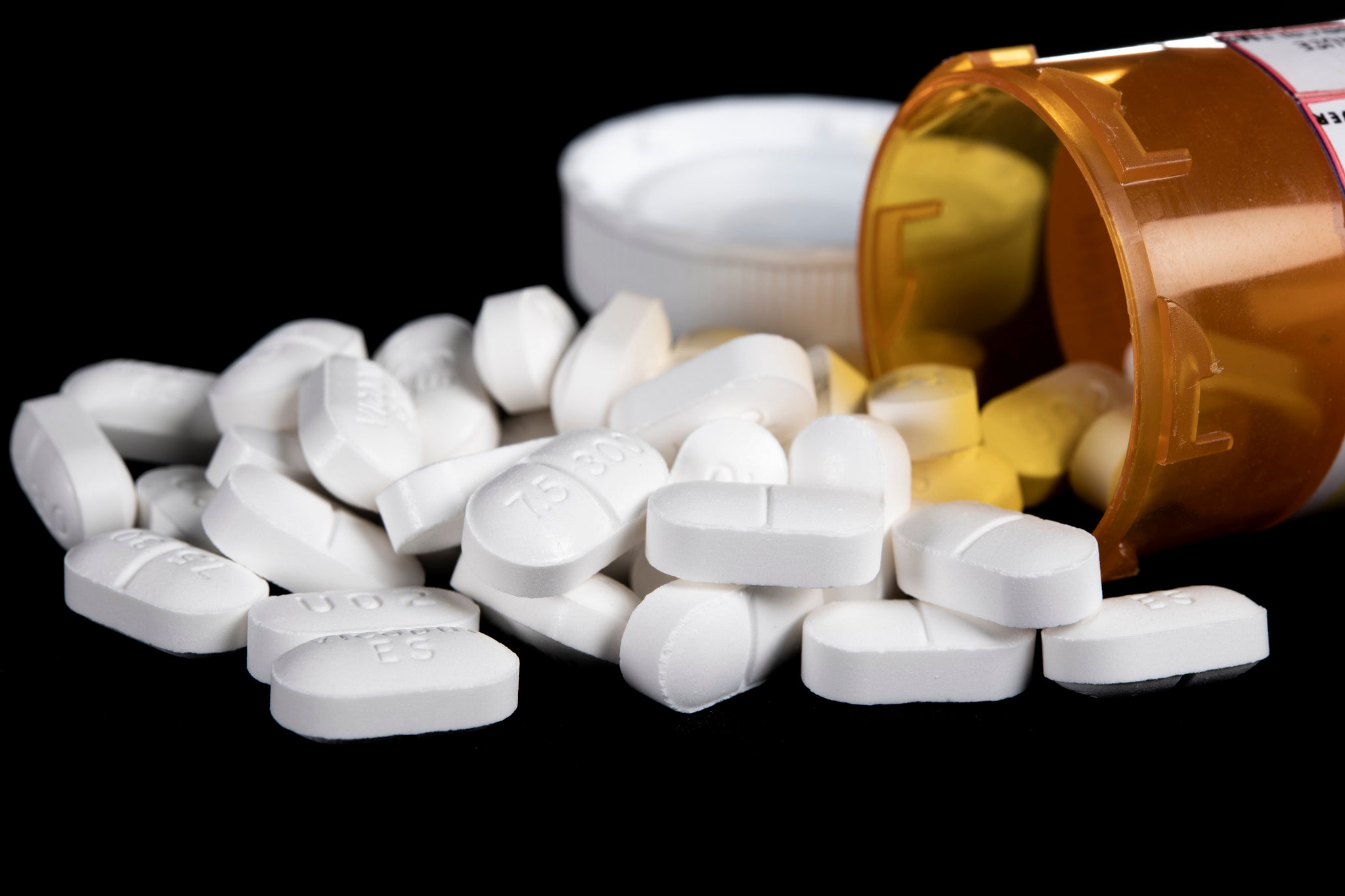 OPIOID AWARENESS POSTERS AND POSTCARD COMBO PACK – Narcan saves lives